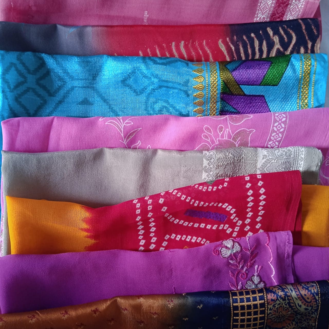 12 Pcs Fat Quarters Assorted Sari Silk Bundle Lot,vintage 21"x 18" Sari ...