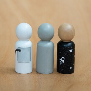 Outer Space Peg Doll Set, Alien and Astronaut Peg Dolls Set of 3 - Etsy