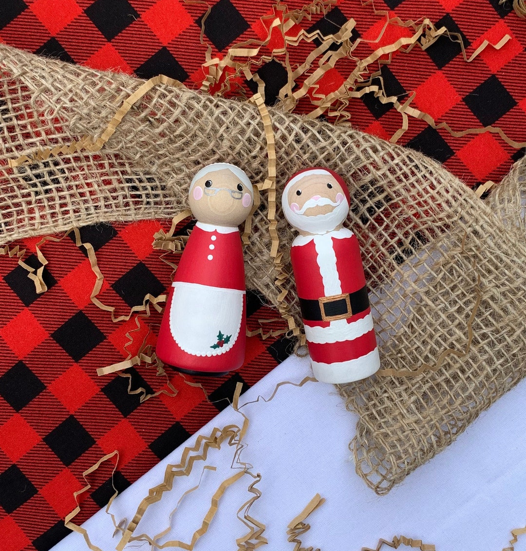 Christmas Santa and Mrs. Claus Peg People Painted Peg Dolls - Etsy