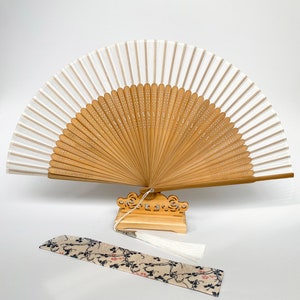 Antiquity Classic Hand Fan, White Elegant Folding Fan,parents Gift ...