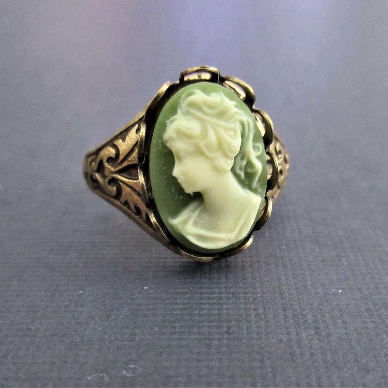 Cameo Ring - Etsy