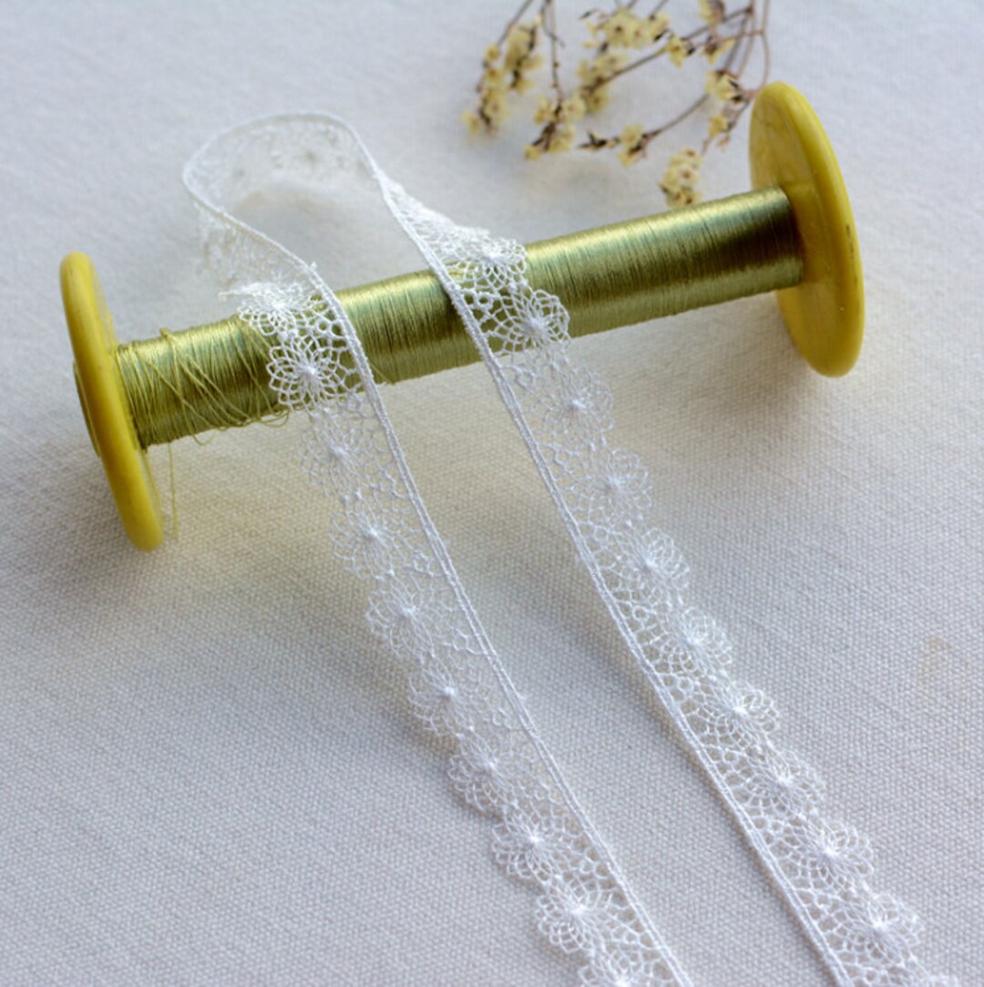 3/4 Inch Wide Embroidered White Lace Trim Price per Yard - Etsy