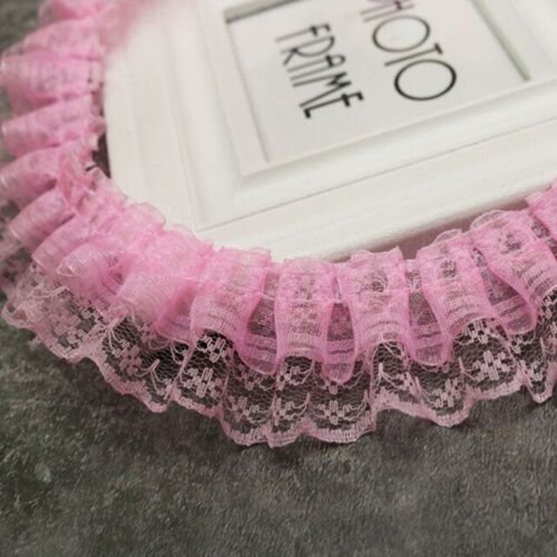 1 1/2 Inch Wide Ruffled Lace Price per Yard/select Color - Etsy