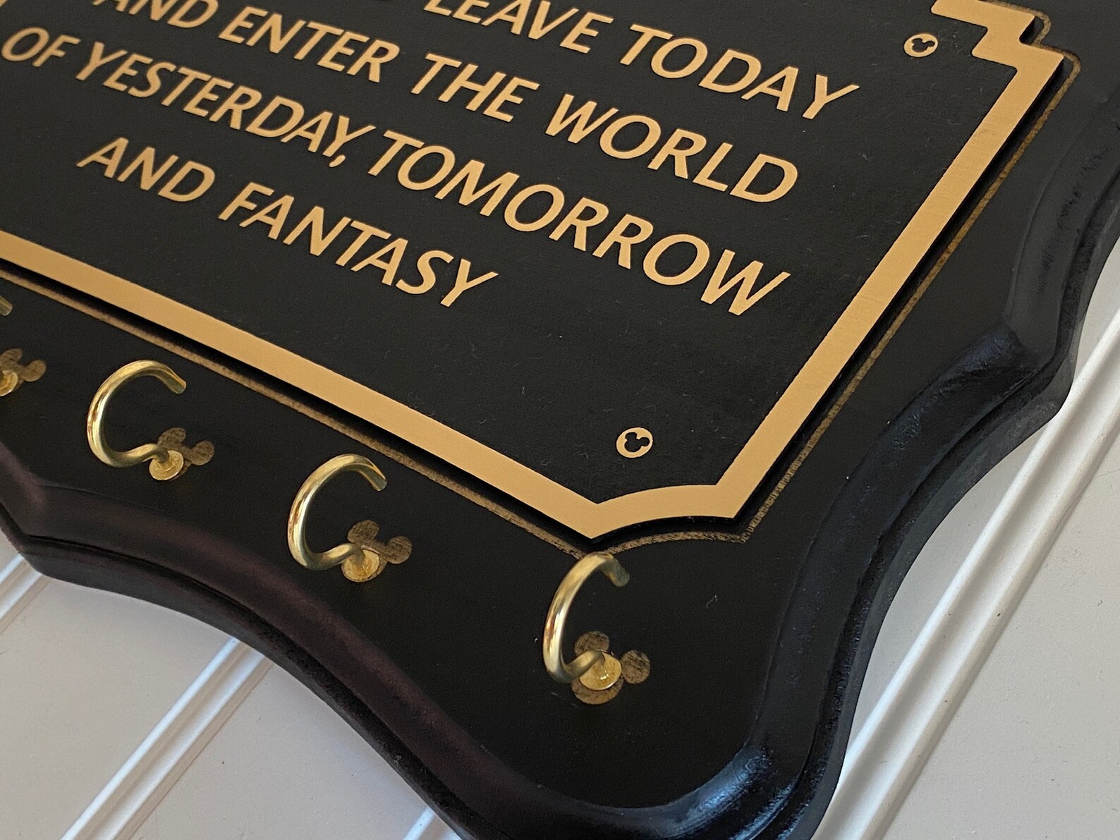 Large Disneyland Entrance Sign With Hooks - Etsy