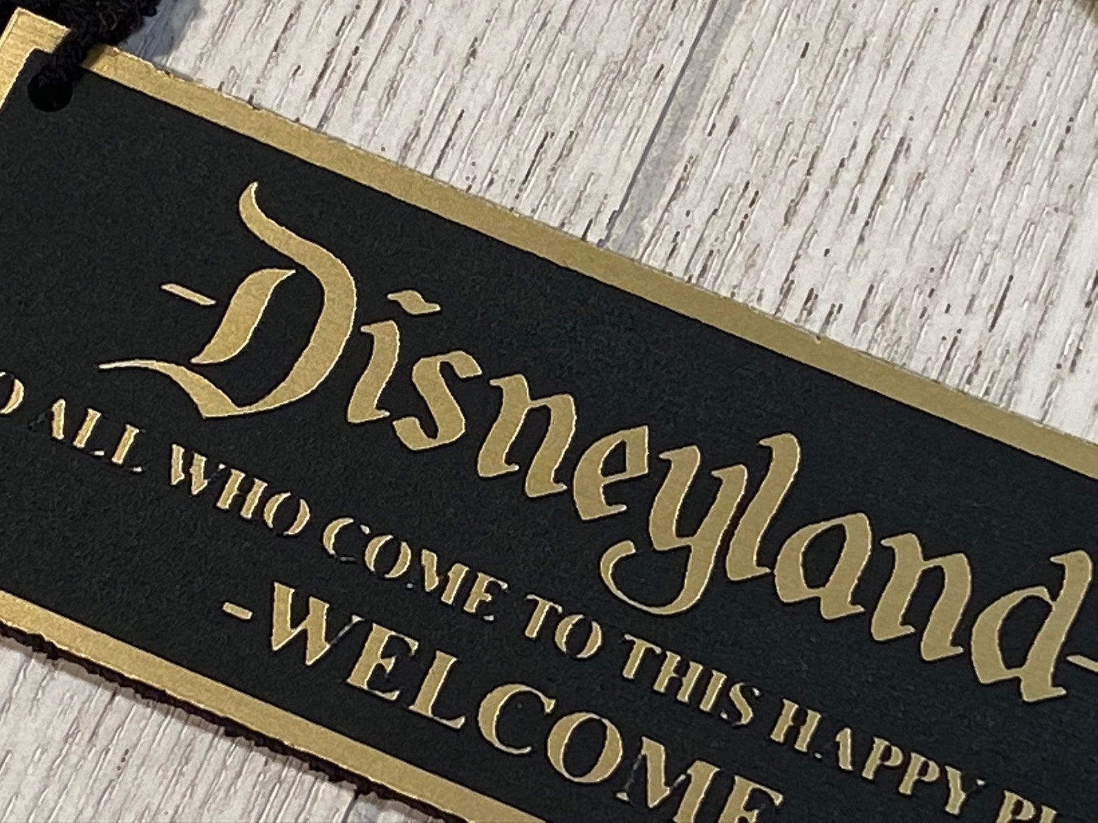 Disneyland Welcome Sign Ornament - Etsy