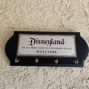 Disneyland Welcome Sign With Hooks - Etsy