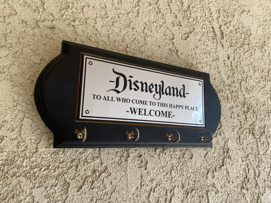 Disneyland Welcome Sign With Hooks - Etsy