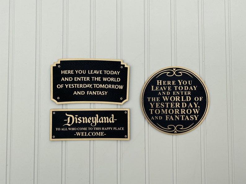 Disney Plaque Set - Disneyland & Disneyworld - Etsy