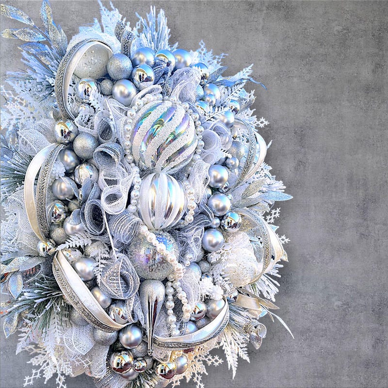 Winter Diamond Wreaths - Etsy