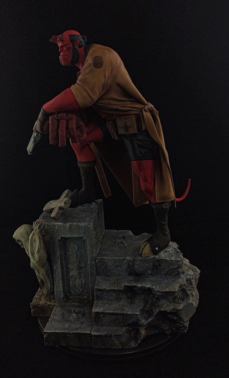 Hellboy Original Garage Kit 1/9 Scale 3d Printed Resin Kit - Etsy