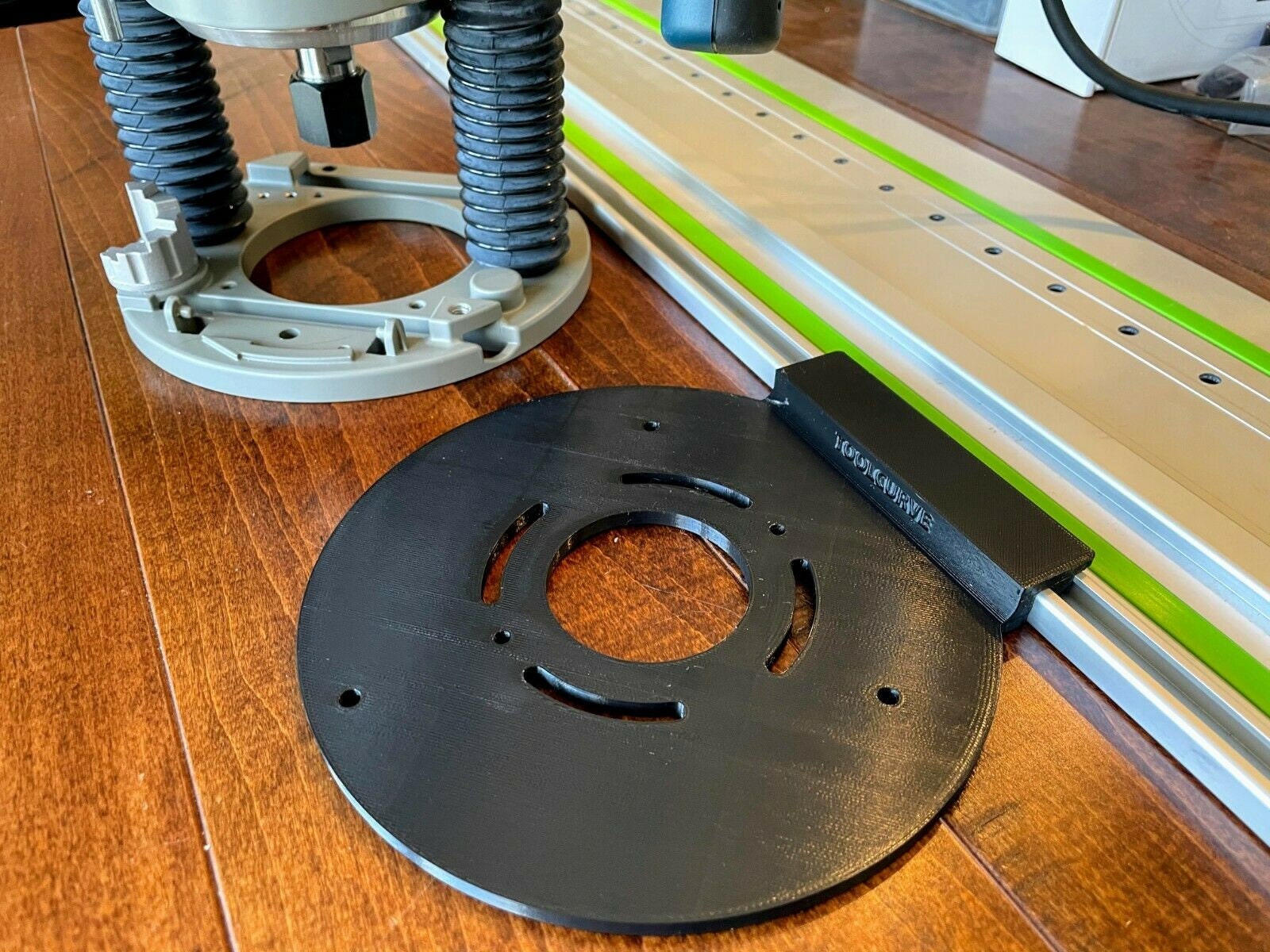 Bosch 1617 EVS Plunge Base Router Adapter for Makita Guide Rails 2.25HP ...