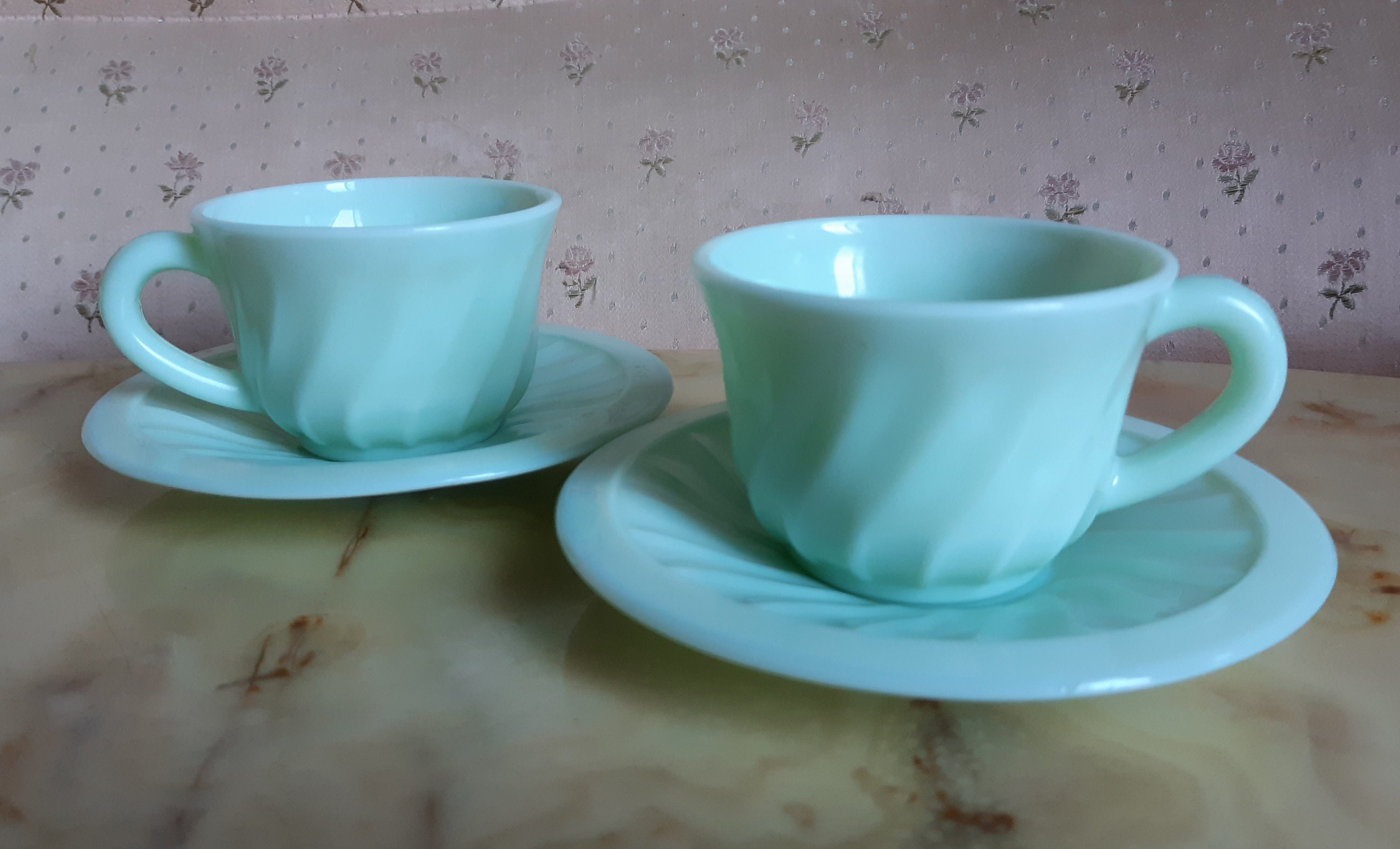 2 jadeite cups and saucers 1930s Art Déco France - Etsy 日本