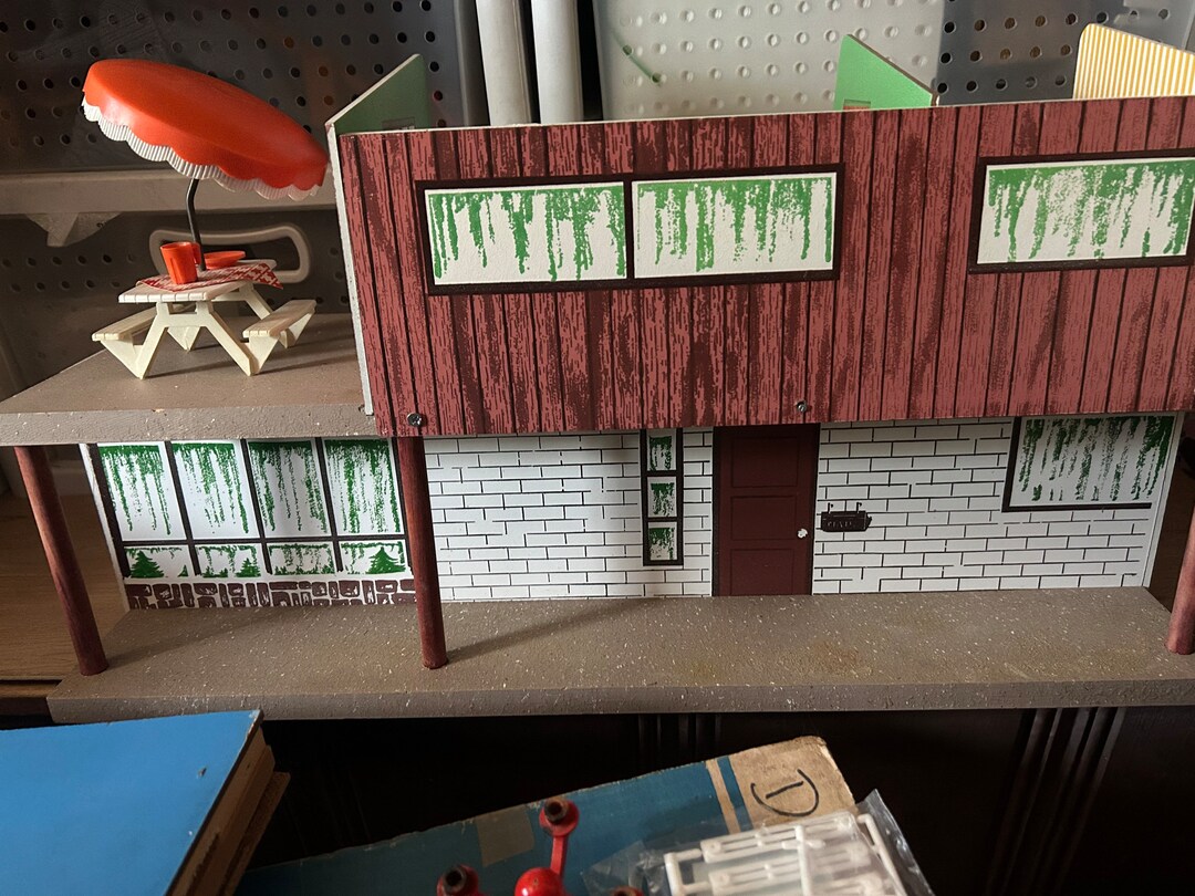 Midcentury Atomic Era Strombecker Dollhouse - Etsy