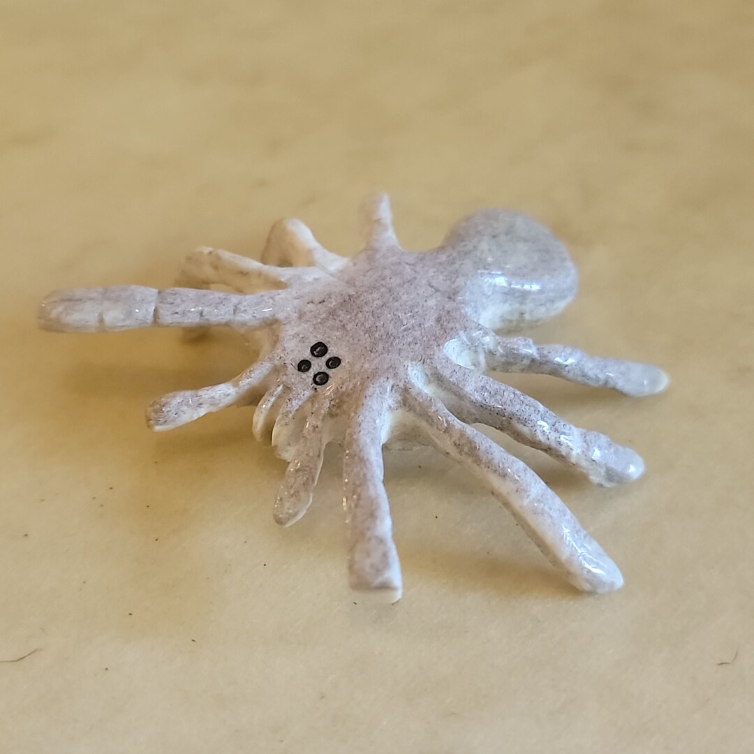 Maxx Laate Antler Spider/tarantula Zuni Fetish - Etsy