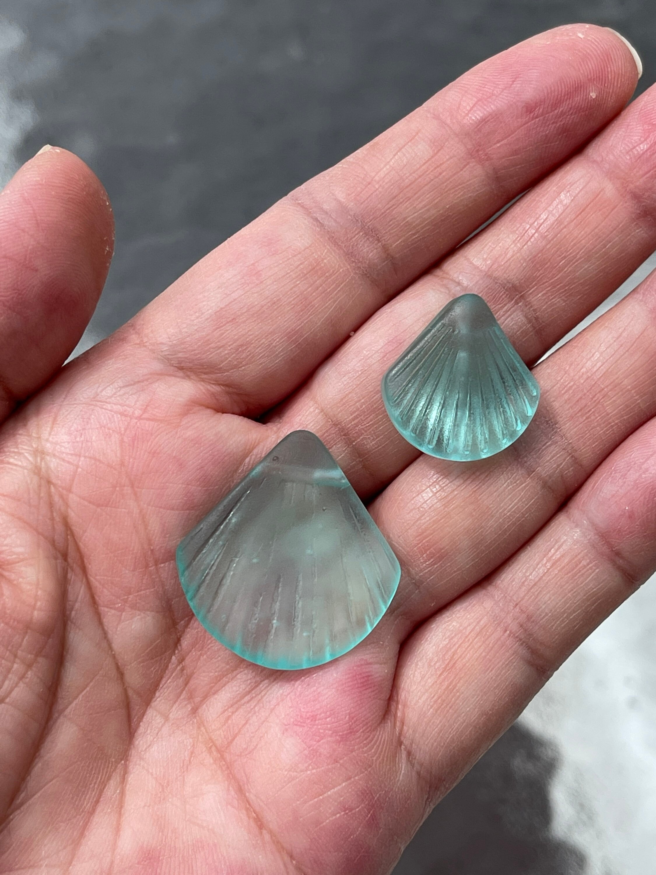 Aqua Sea Foam Green and Turquoise Bay Glass CLAMS for Crafts - Etsy