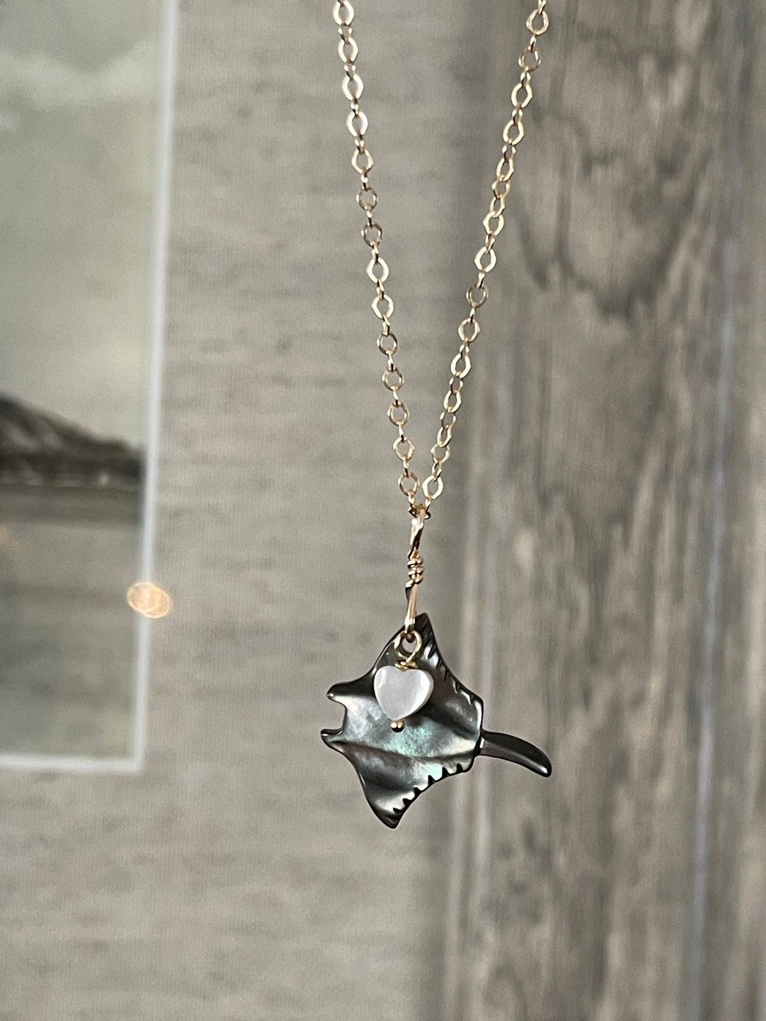 Hawaiian Mini Manta Ray Mother of Pearl & Heart With Gold or - Etsy