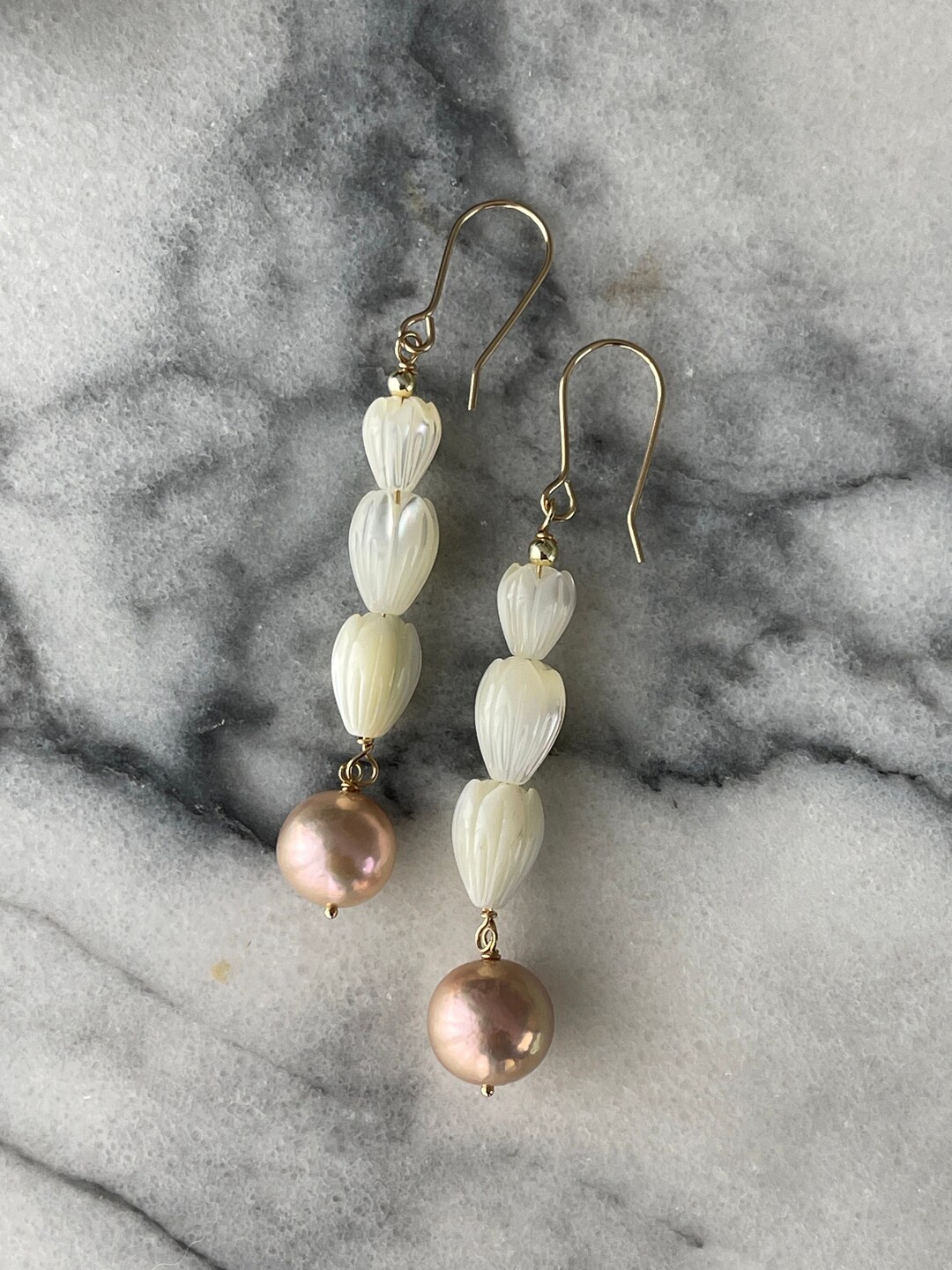 Hawaiian Pikake & Pink Edison Pearl Gold Filled or Silver Earrings - Etsy