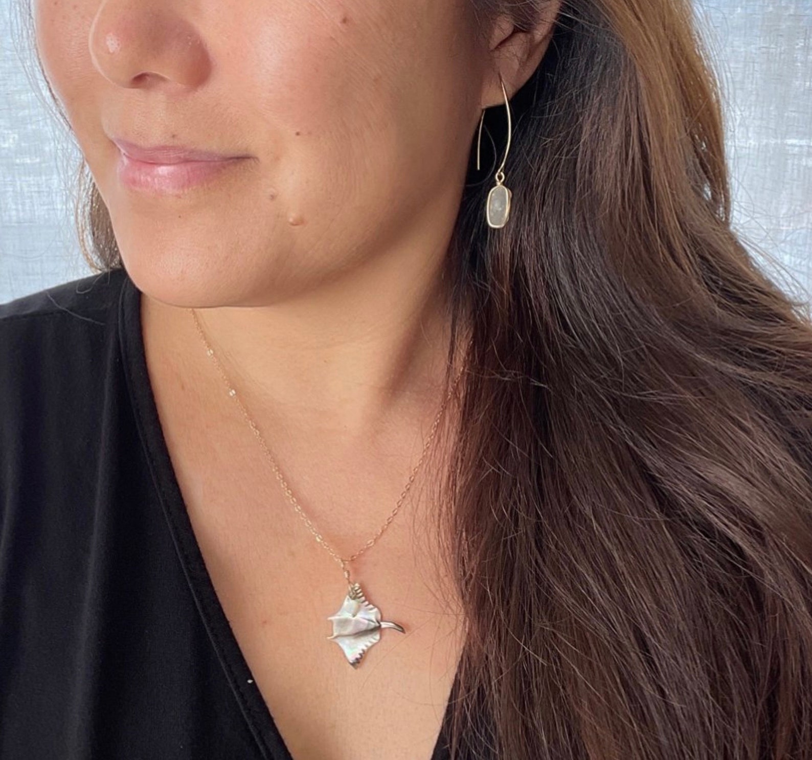 Large Manta Ray Mother of Pearl & Heart With Gold or Silver Chain ...