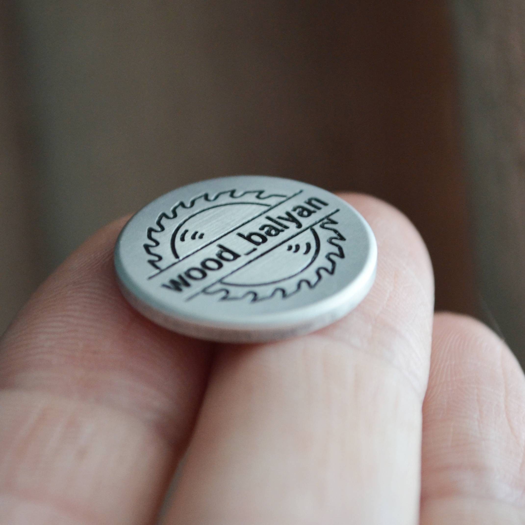 Small metal plaque with custom design engraved circle metal | Etsy