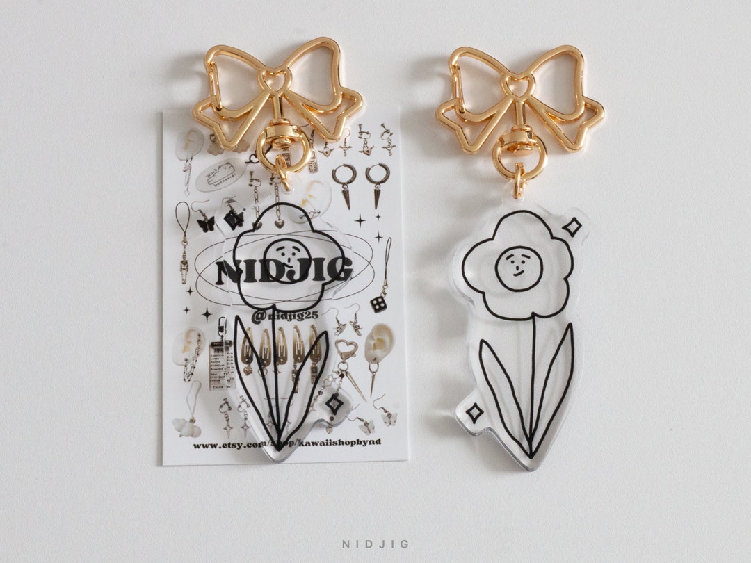 Flower Acrylic Gold Bow Keychain Simple Hana Japan Aesthetic ...