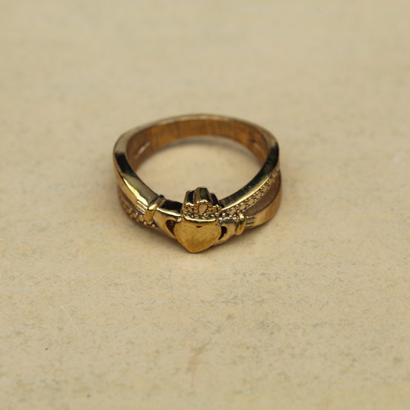 Gimmel Ring - Etsy