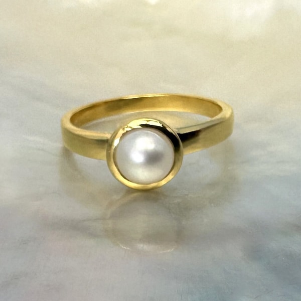 Gold Pearl Ring - Etsy