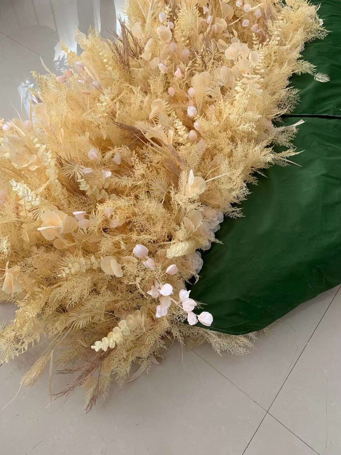 Easy to Hang Champagne Plastic Flower Wall 3D Wall for Party Wedding ...