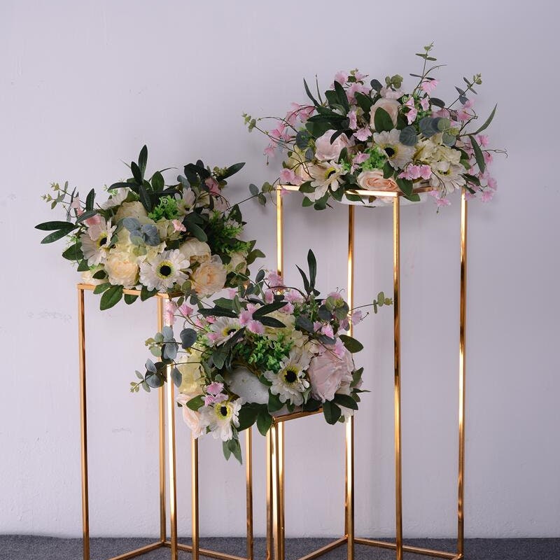 Flower Centerpiece Stands - Etsy