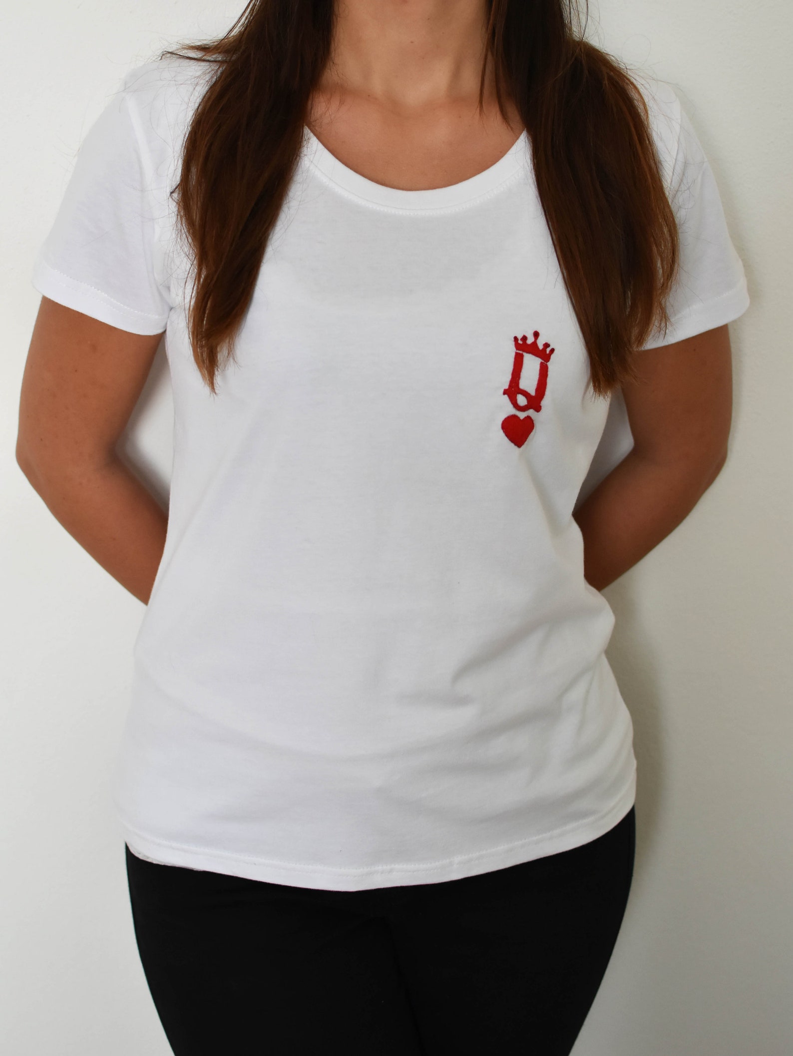 T Shirt Femme Brodé à La Main T Shirt Personnalisé Love Etsy
