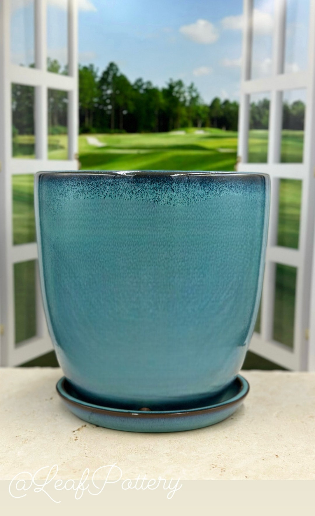 Akabe Turquoise LG Clay/ Ceramic Planter Pot With Saucer Attached ...