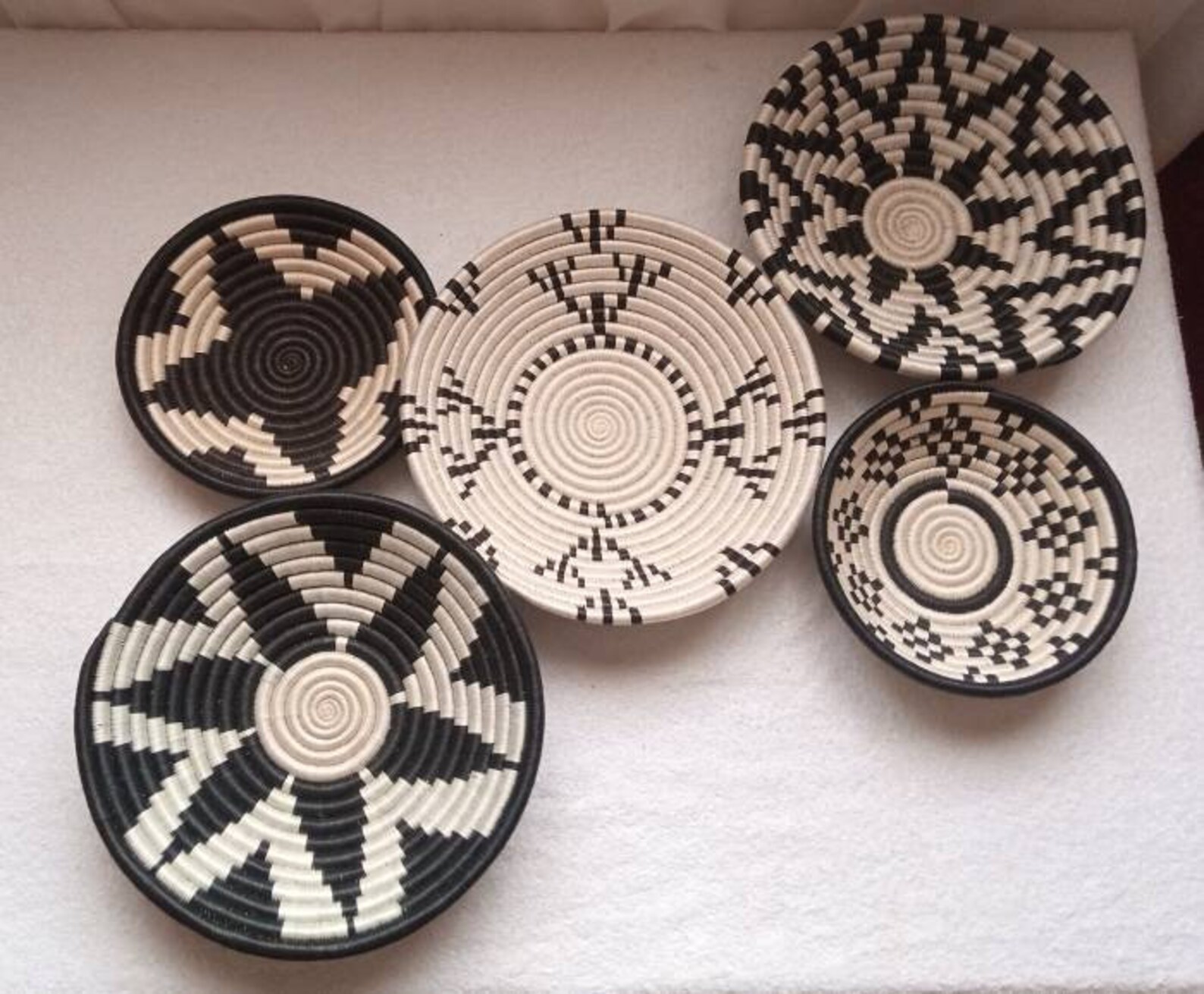 Set of 5 Wall Baskets. Rwandese Wall Baskets / African Wall Decor ...