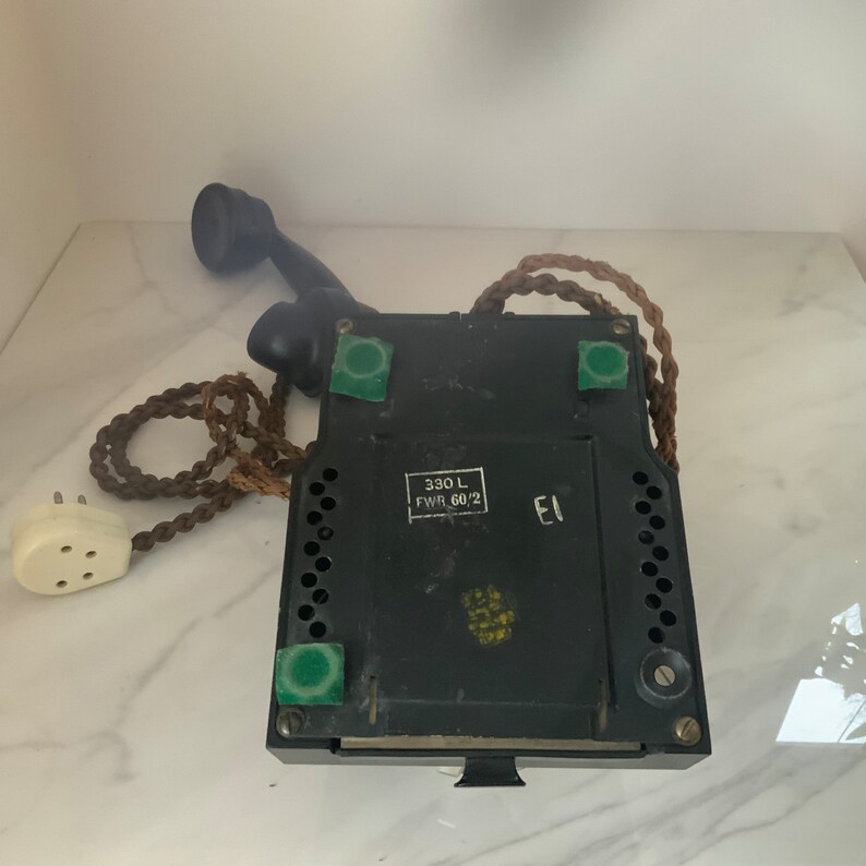English Black Bakelite Telephone Model GPO L 330 - Etsy UK