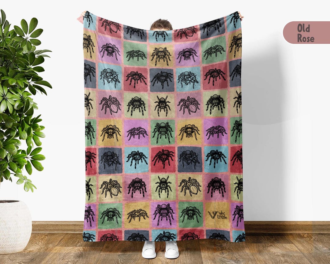 Tarantula Spider Throw Blanket for Couch or Bed | Arachnid Lover Gift ...