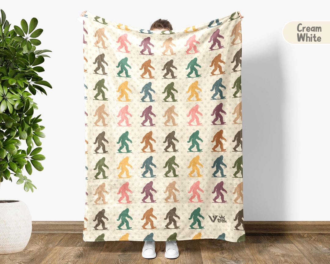 Bigfoot Gift Blanket, Vintage Bigfoot Lover Throw, Retro Sasquatch ...