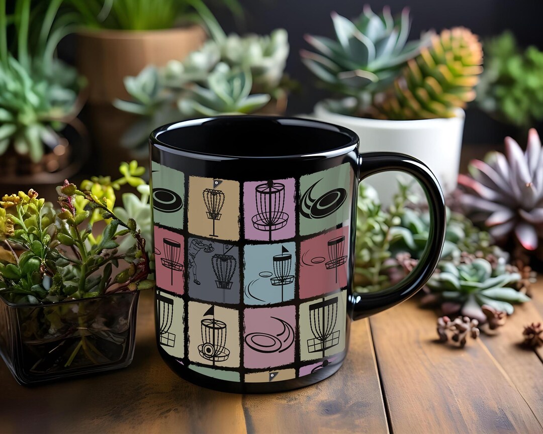 Vintage Disc Golf Lover Mug, Retro Black Frisbee Golf Coffee Mug ...