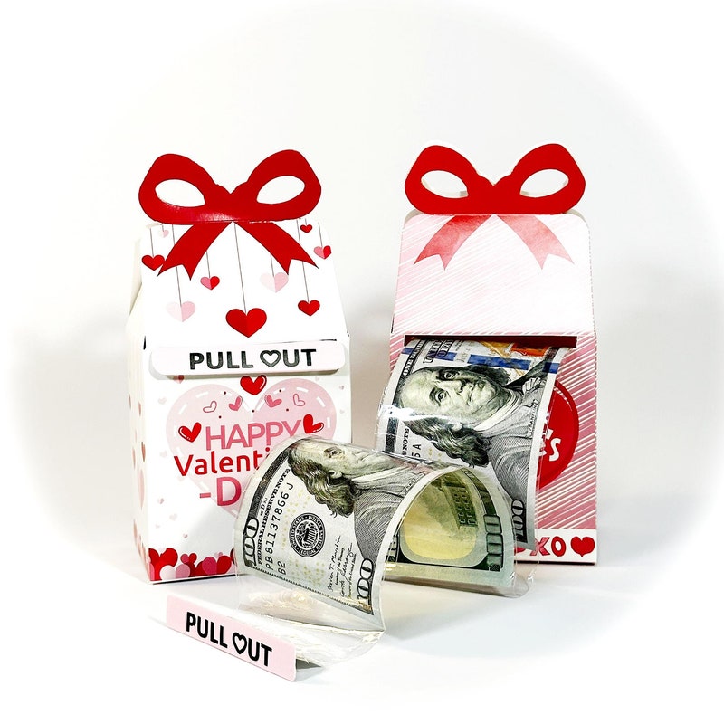 Money Pull Out Gift Box - 60+ Gift Ideas for 2025