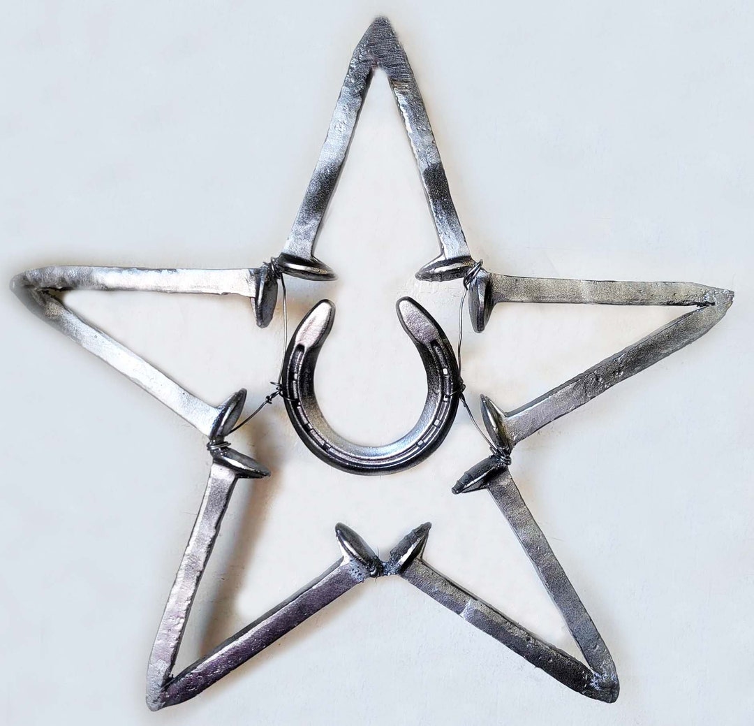 Large Steel Railroad Spike Star With Horseshoe Steel Art Horseshoe Art ...