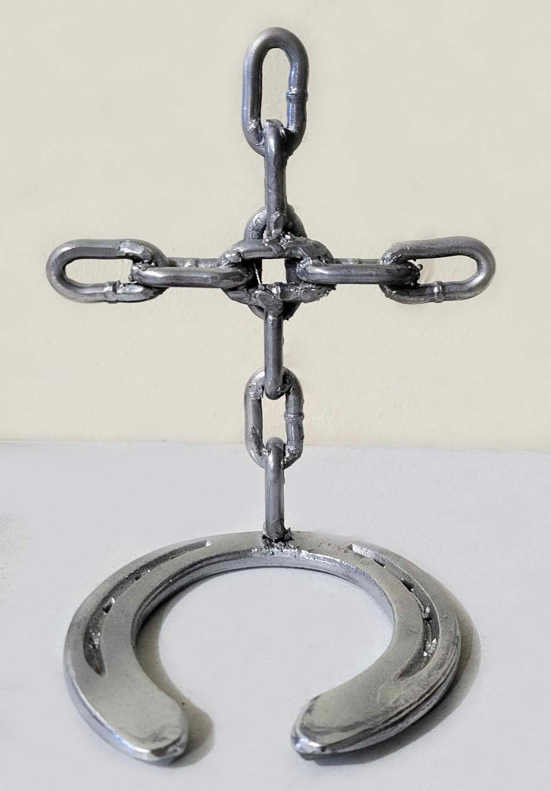 Horseshoe Art Horseshoe and Chain Link Art Beautiful Cross & Horseshoe ...