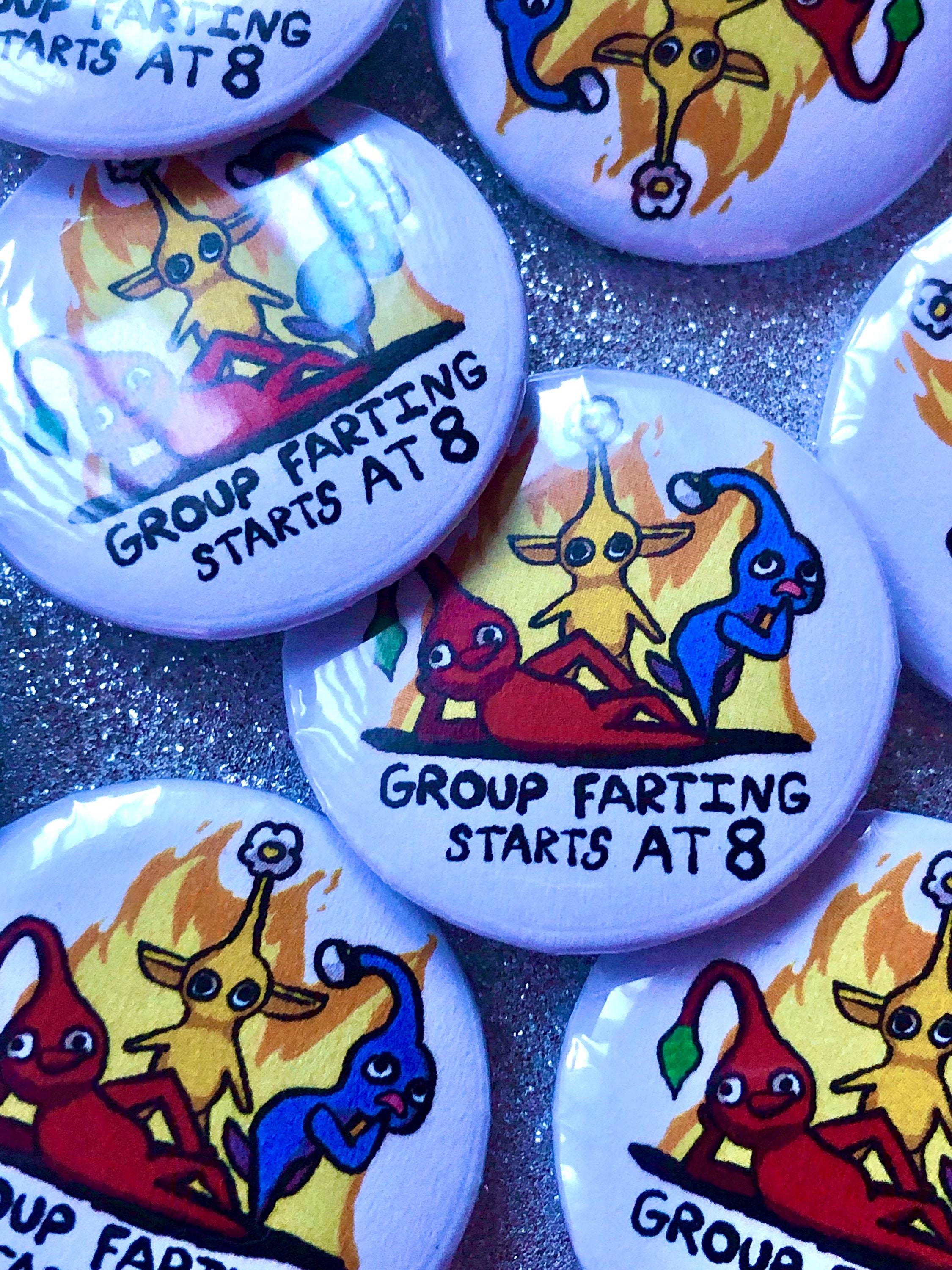 Pikmin Group Farting Badge - Etsy