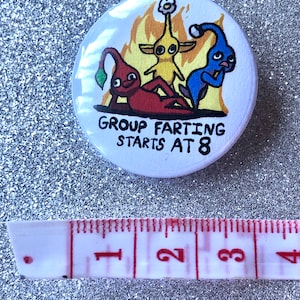 Pikmin Group Farting Badge - Etsy