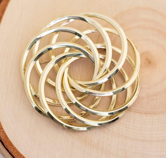 Vintage Large intricate Majestic Spiral Gold Tone Bro… - Gem