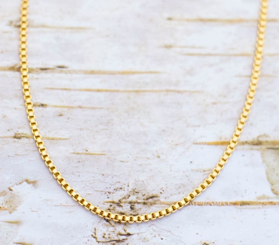 30 inch, Vintage Gold Tone Box-style Chain Necklace b… - Gem