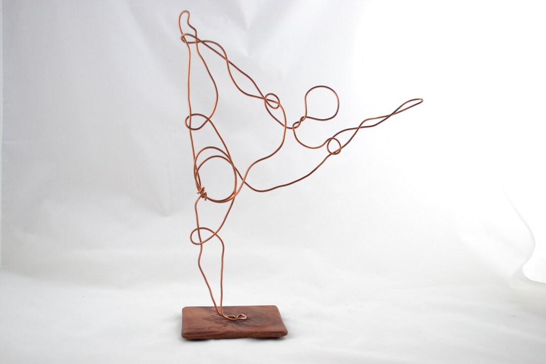 Copper Wire Yoga Sculpture: Dancer Pose on Cedar Base - Etsy