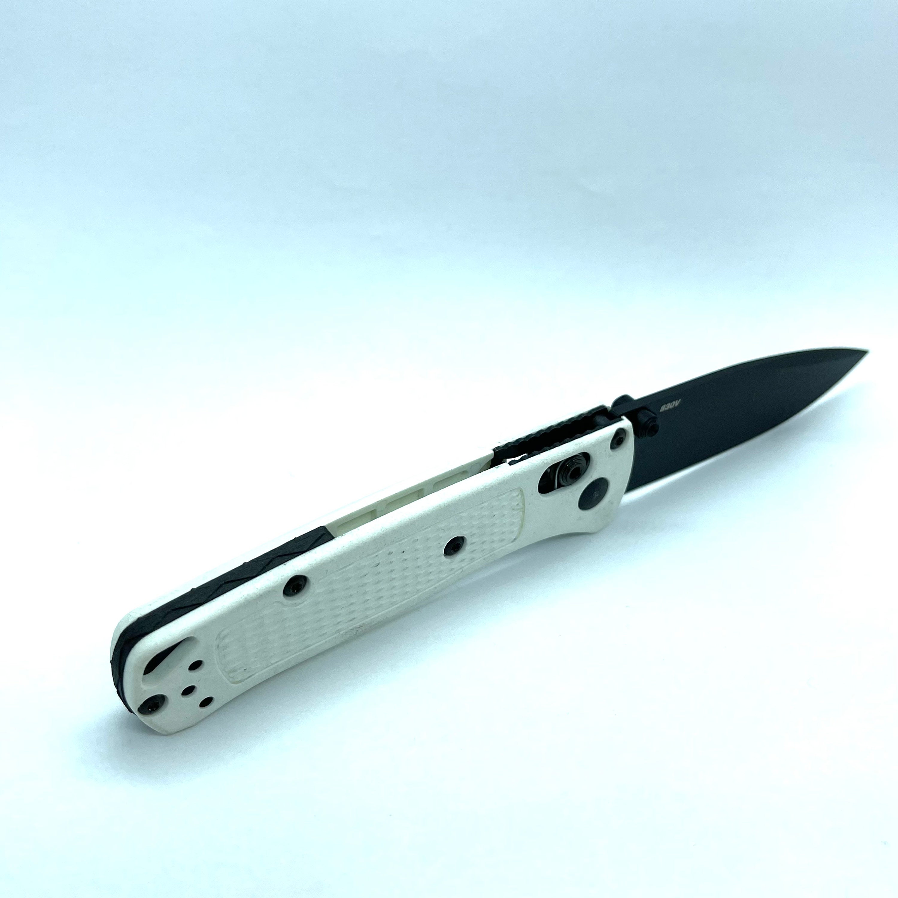 Benchmade Mini Bugout Diamond Back Backspacer carbon Fiber | Etsy