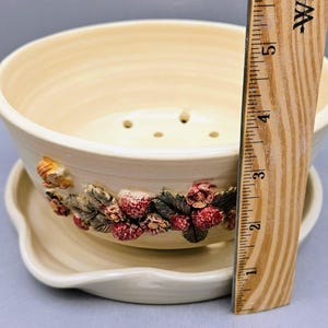 Handmade Berry Bowl, Stoneware Strawberry and Bees Decor - Etsy