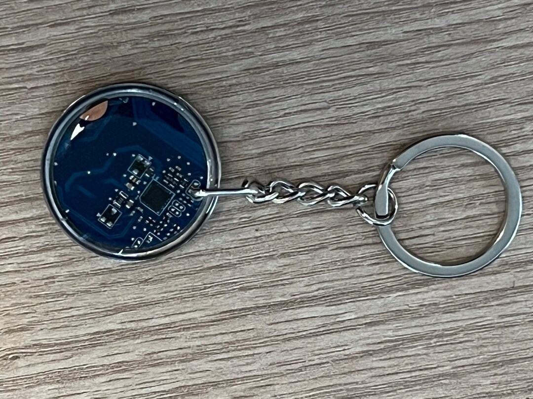 Recycled Computer Circuit Board Keyring/keyfob. Ideal Gift for Computer ...