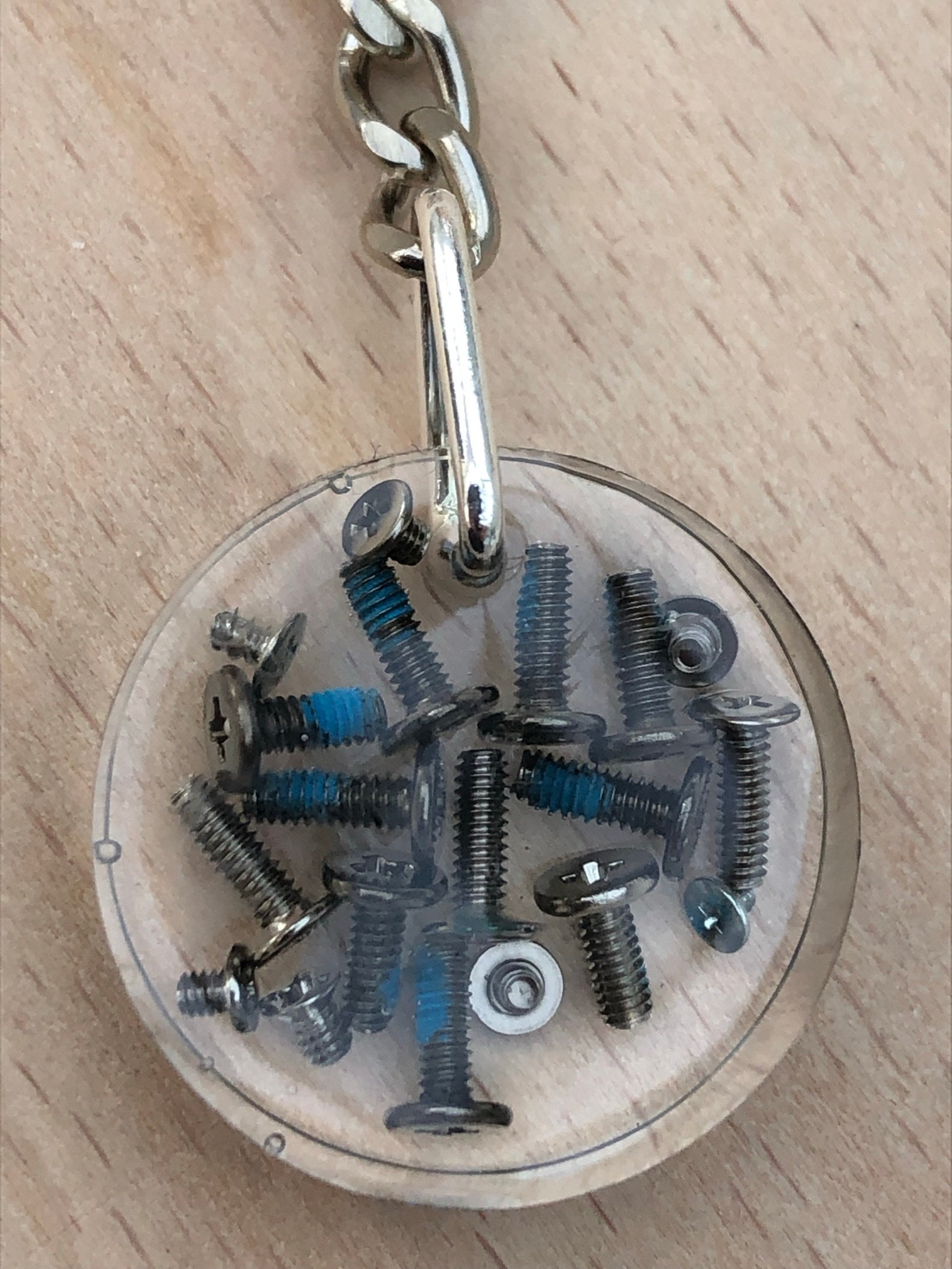 Recycled Laptop Screws in Resin Keyring/keyfob Ideal Gift for - Etsy