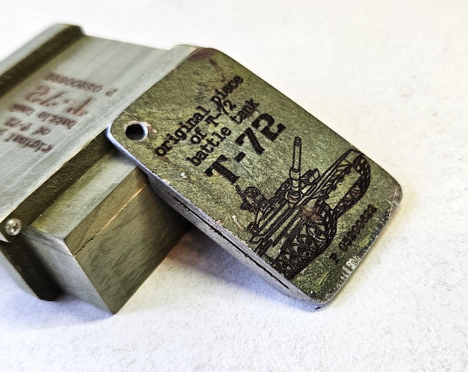 Tank Skin.Keychains from T72 Keyring tank with wooden box.Piece Of Real ...