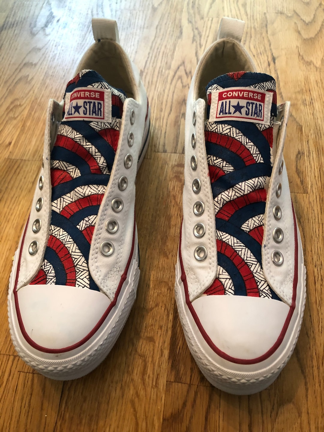 Converse Lace Less Custom Painted Shoes - Etsy