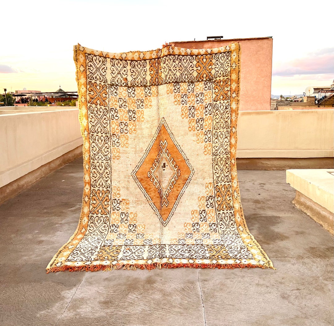 Vintage Yellow Moroccan Rug,authentic Rug, Boujaad Rug, 9x6 FT - Etsy